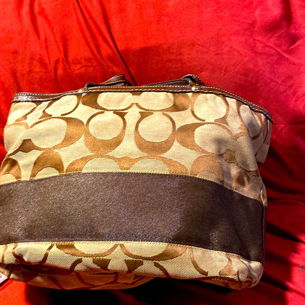 Coach Signature Canvas Bag - Gem